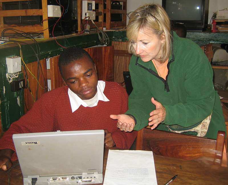 COMPUTER LITERACY - Global Volunteers