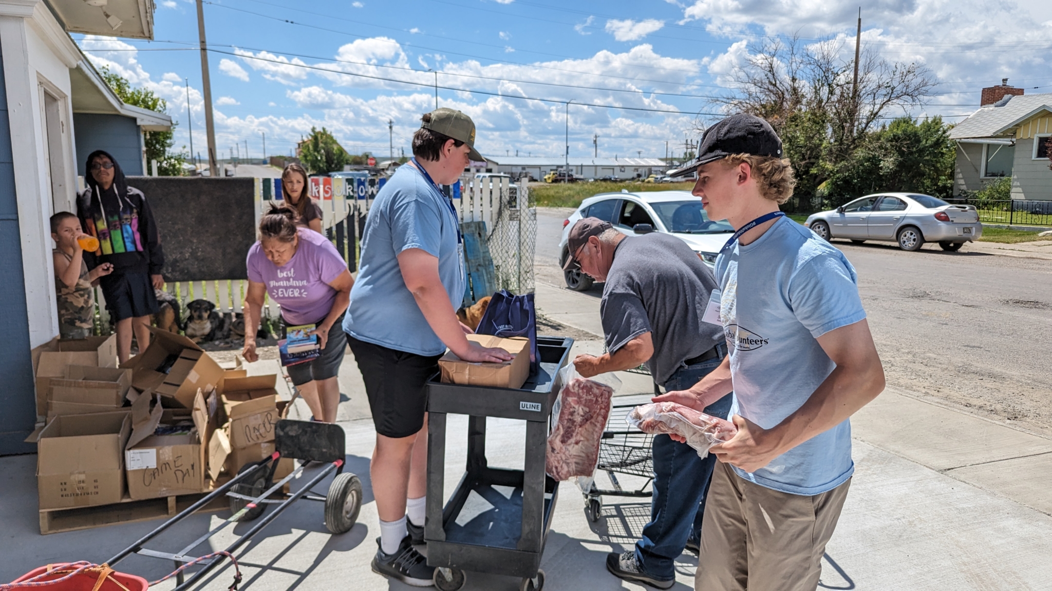 Building a Better Future: The Importance of Volunteering as Teenagers ...